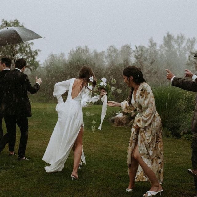 FROM DREAMY TO DISASTER: BACKYARD WEDDING MISTAKES YOU’LL REGRET ...